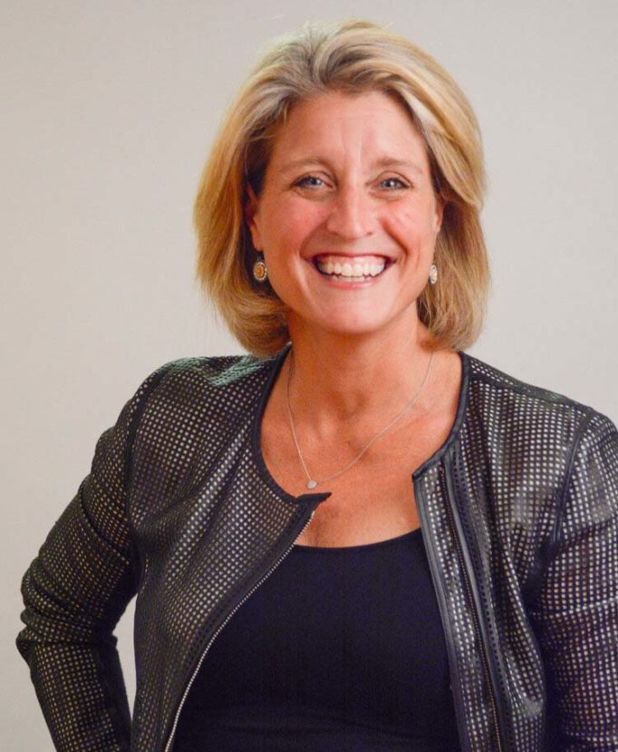 Lisa Bodell Speaking Engagements, Schedule, & Fee | WSB