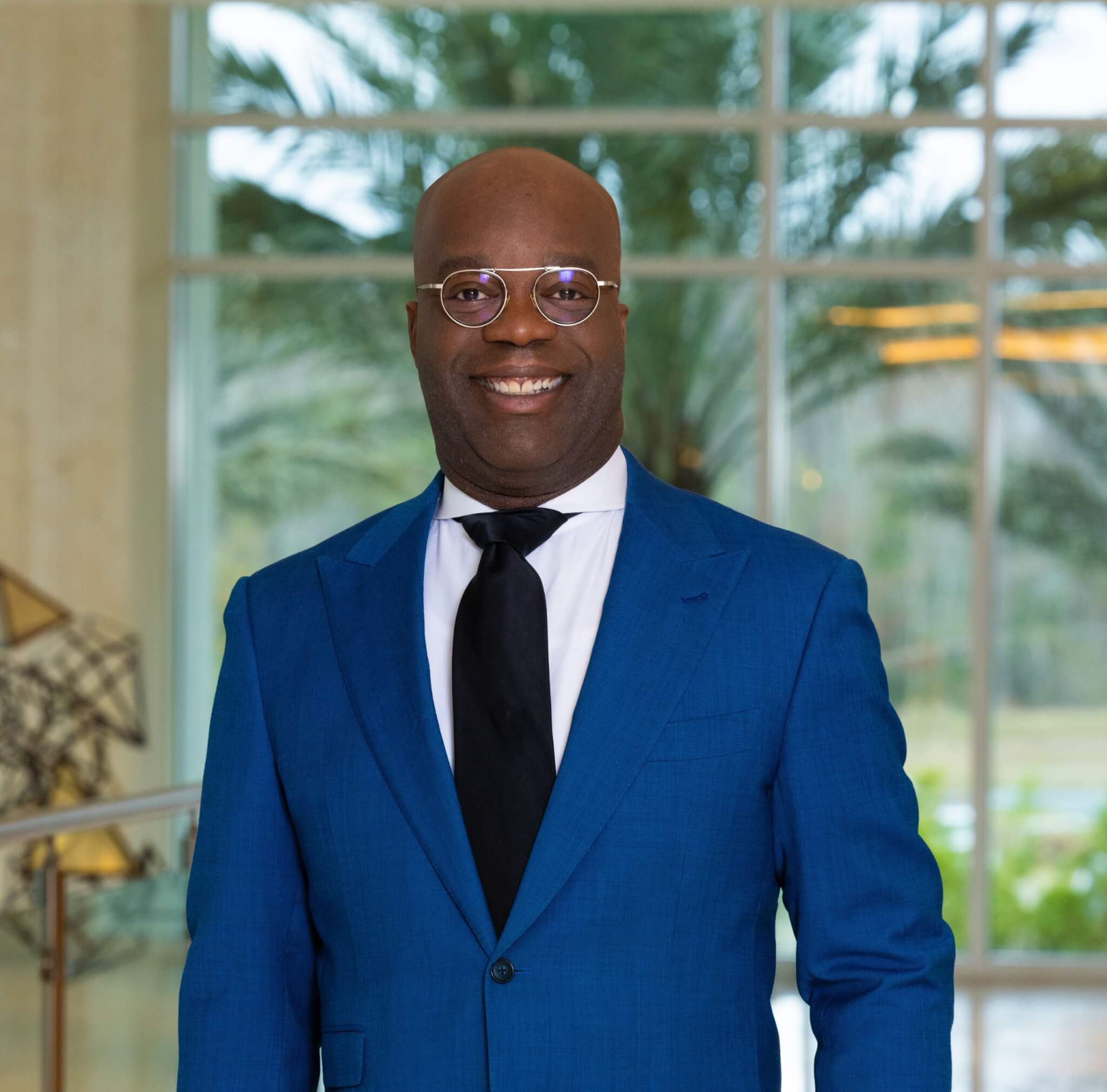 Simon T. Bailey Speaking Engagements, Schedule, & Fee | WSB