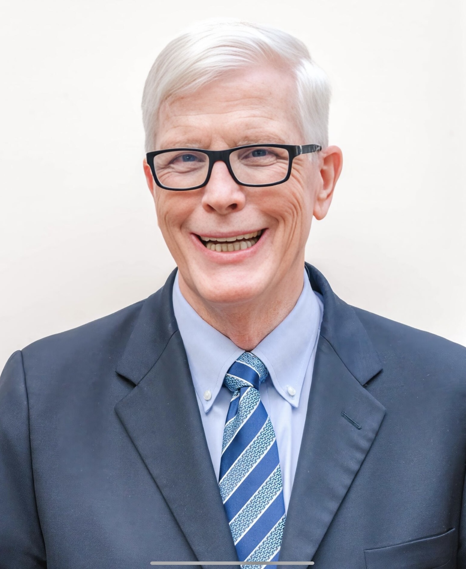 Hugh Hewitt Speaking Engagements, Schedule, & Fee | WSB