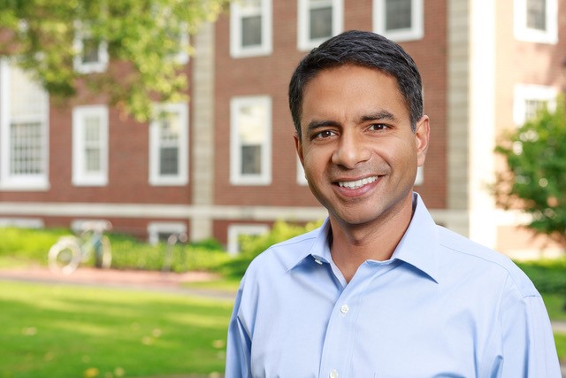 Amitabh Chandra Speaking Engagements, Schedule, & Fee | WSB