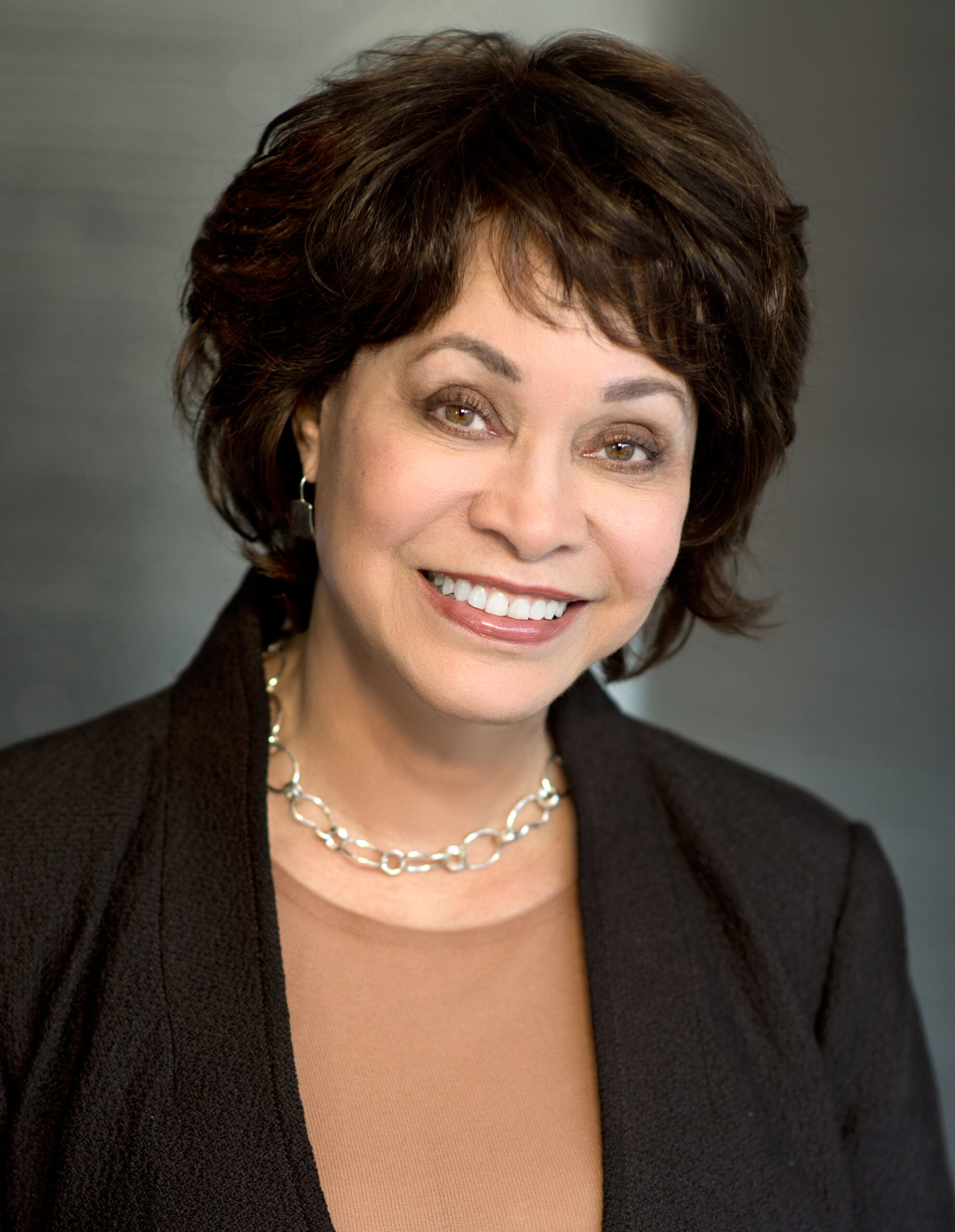 Marilyn Gist Speaking Engagements, Schedule, & Fee | WSB