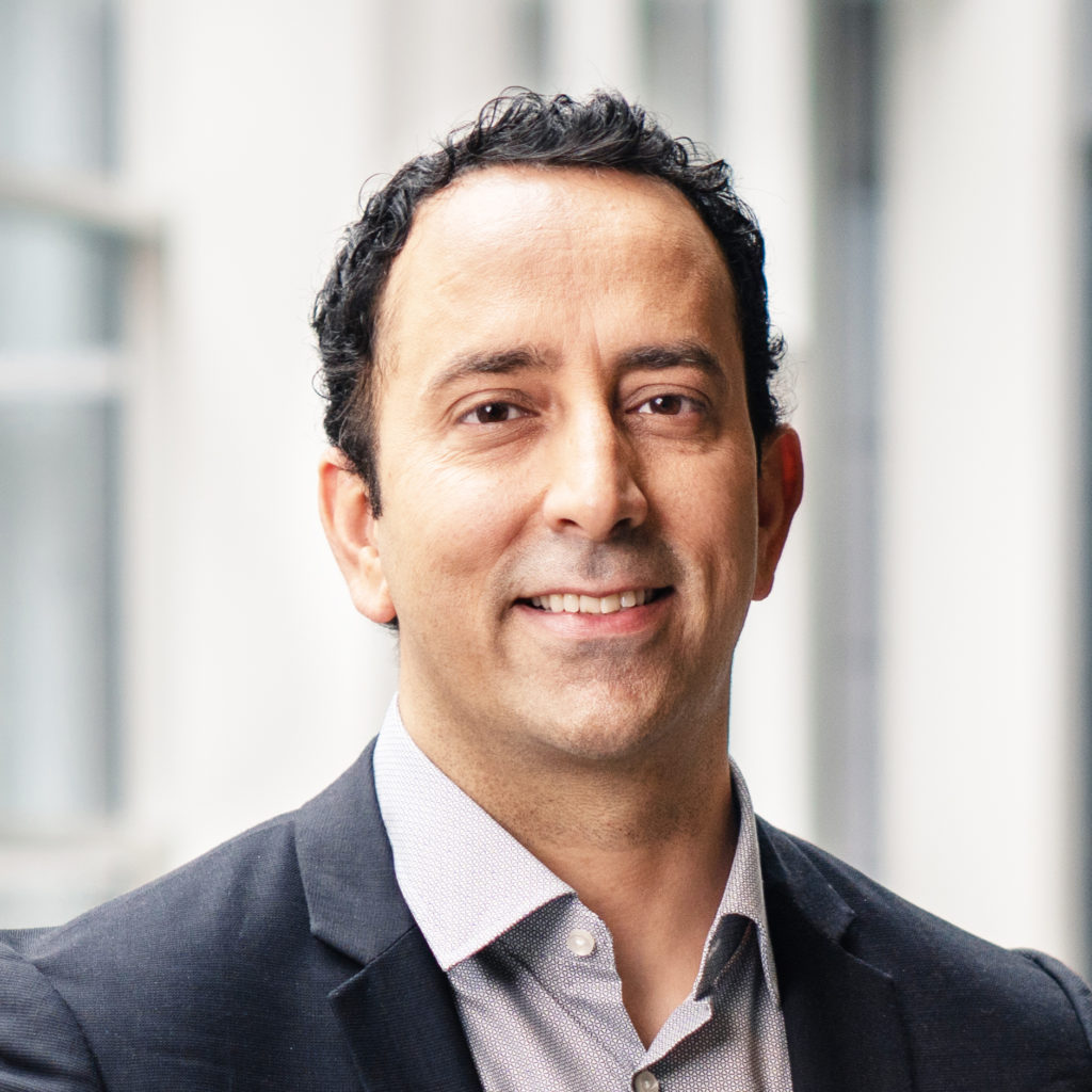 Ian Khan Speaking Engagements, Schedule, & Fee | WSB