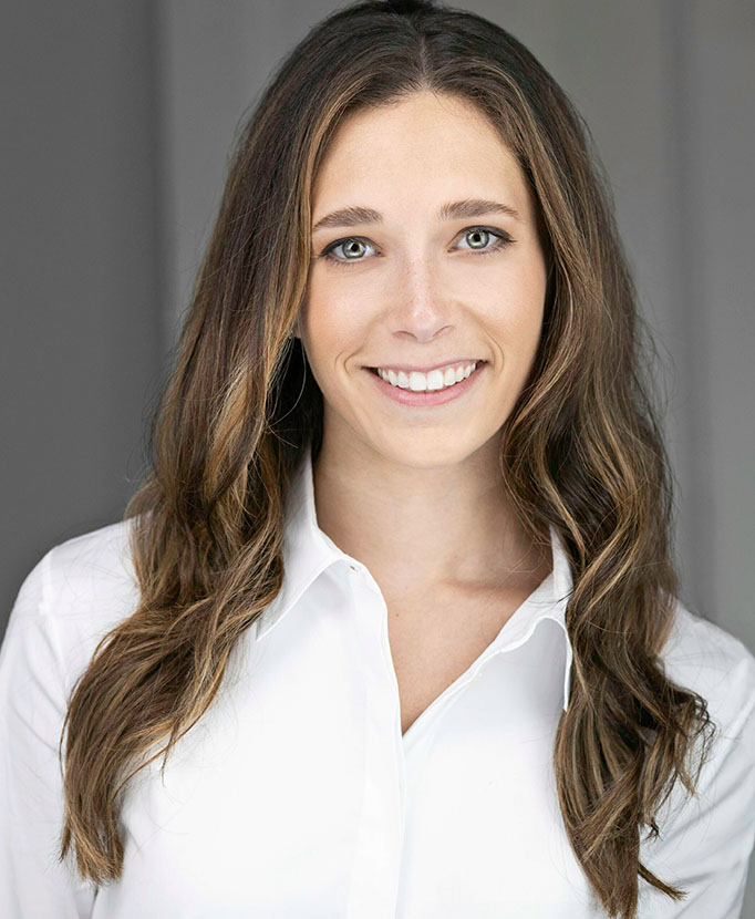 Marissa Shandell Speaking Engagements, Schedule, & Fee | WSB