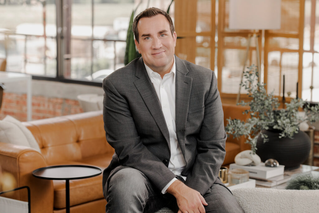 David Burkus Speaking Engagements, Schedule, & Fee | WSB